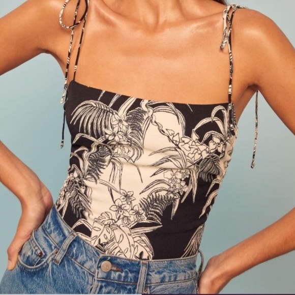 Tops | Iso Reformation Lupe Top Amazon | Poshmark